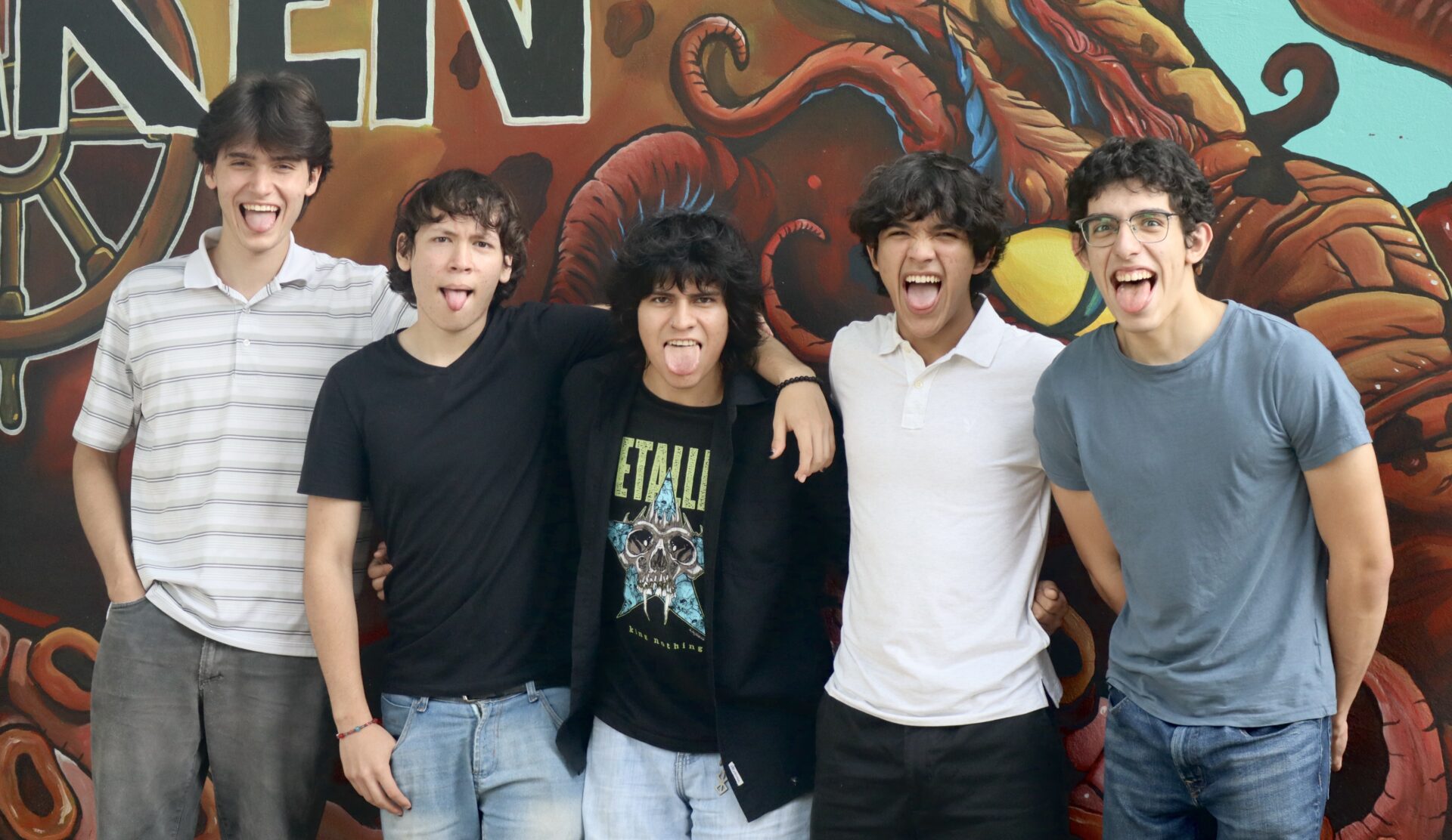 Entre acordes y rebeldía: Declive, la banda que devuelve el rock a ...