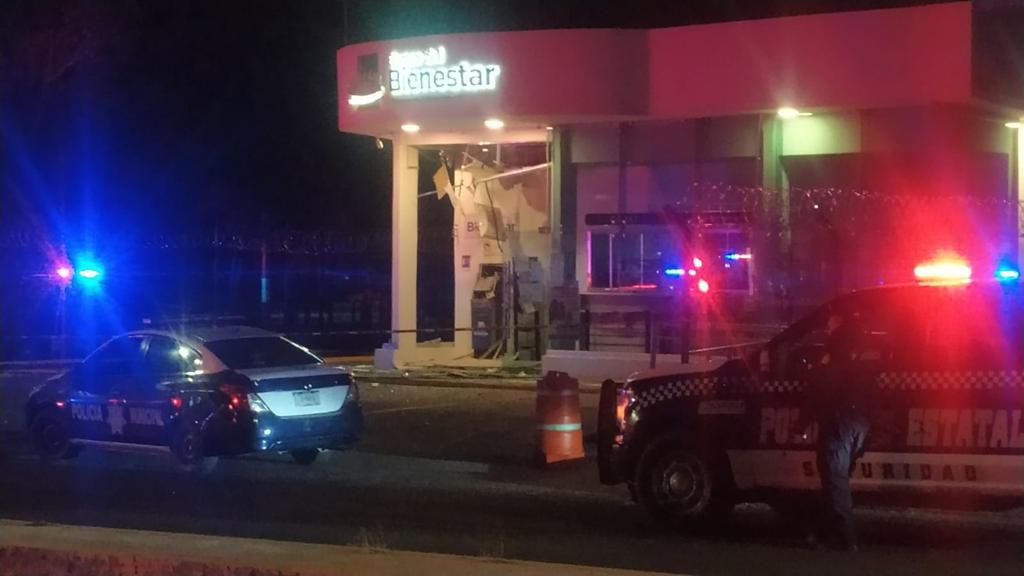 Detienen a dos jóvenes al intentar robar un cajero del Banco del Bienestar en Eldorado, Culiacán ...