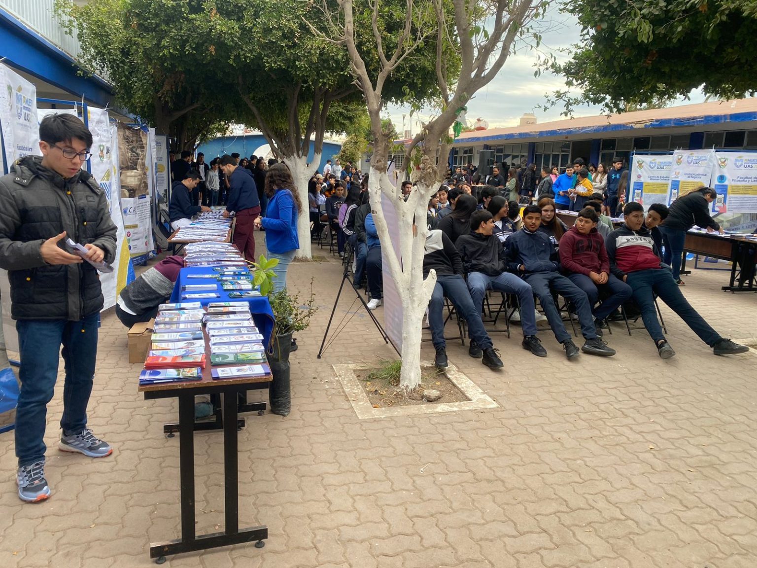 Muestra Profesiográfica de la UAS, llega a Juan José Ríos, Bachoco y ...