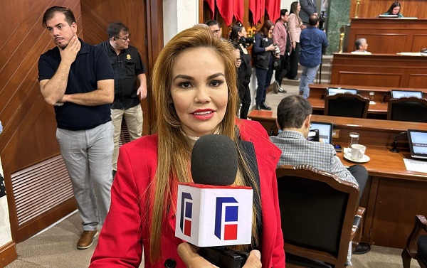 Paola Gárate denuncia censura en el Congreso: “Me apagaron el micrófono ...